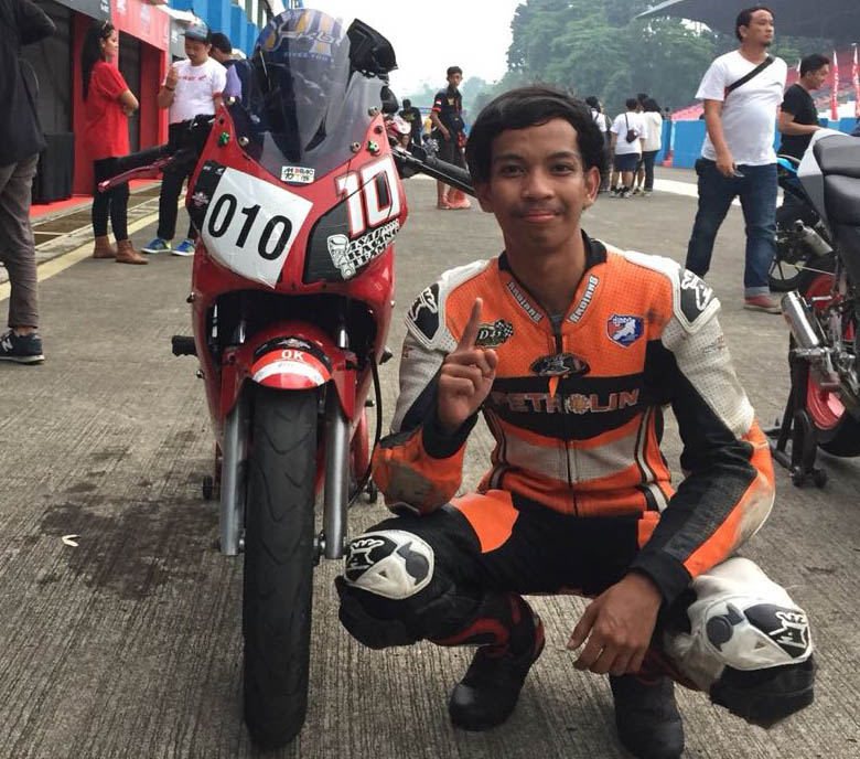M Agung Fauzan Penasaran Podium Indonesia CBR Race Day 2018 - INDOREKOR