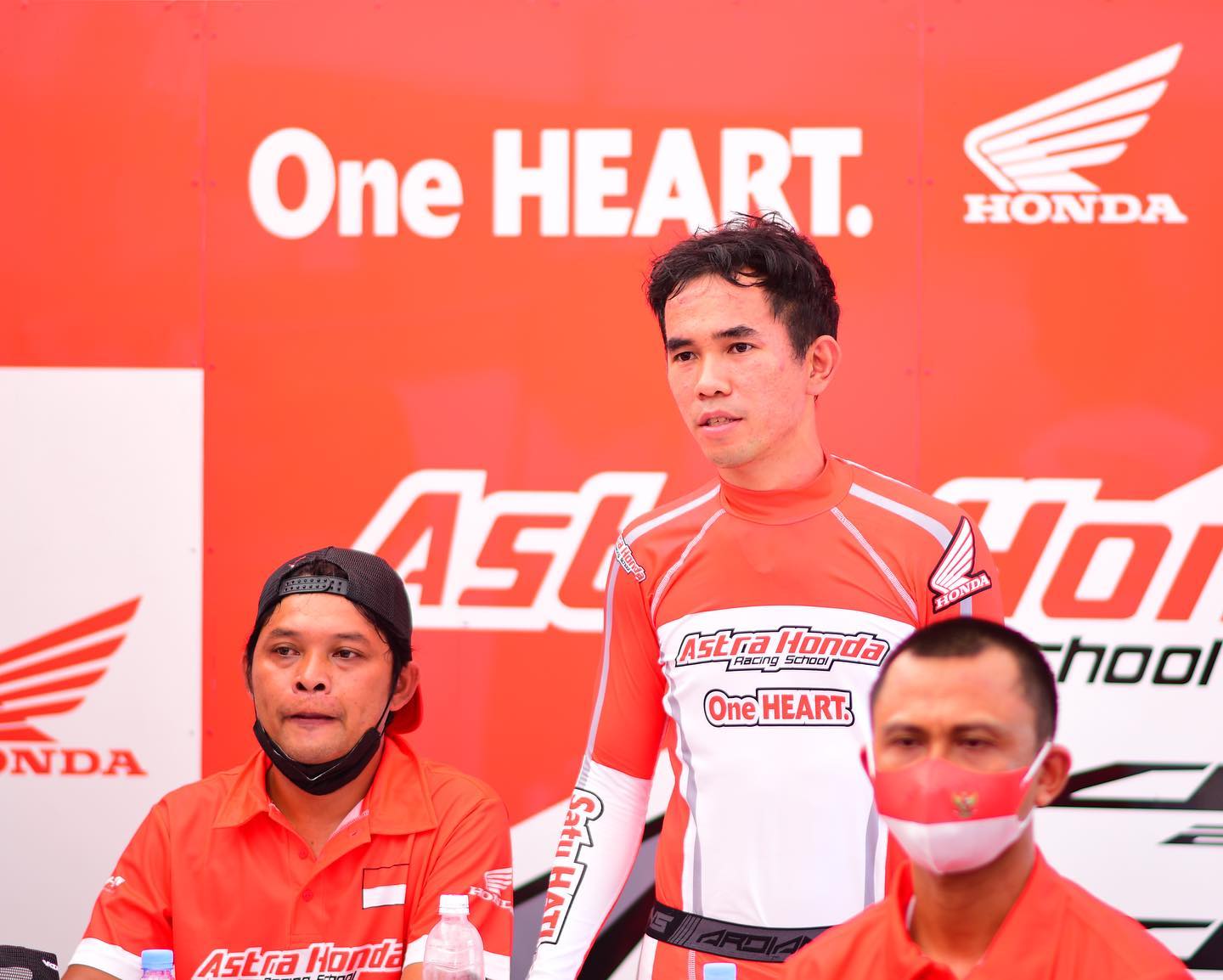 Astra Honda Racing School (AHRS) 2022 Gembleng Siswanya Menu Lengkap ...