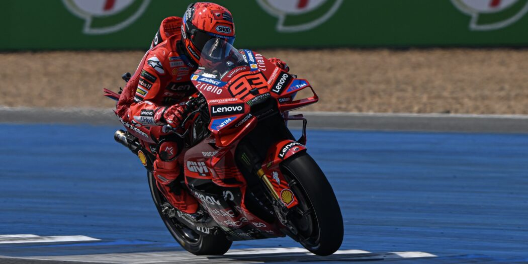 Marc Marquez Juara Sprint Race MotoGP Thailand, Ducati Dominasi Podium - INDOREKOR